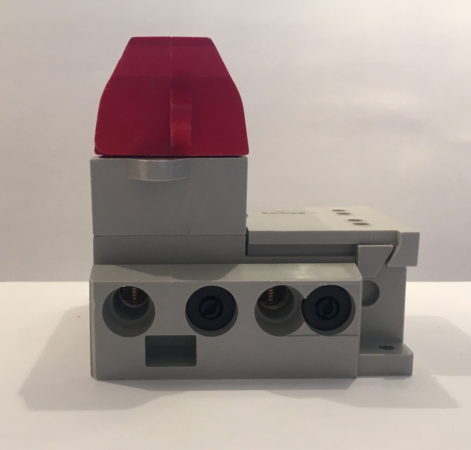 WT HENLEY 54361-05 SERIES 7 RED SOLID LINK ISOLATOR